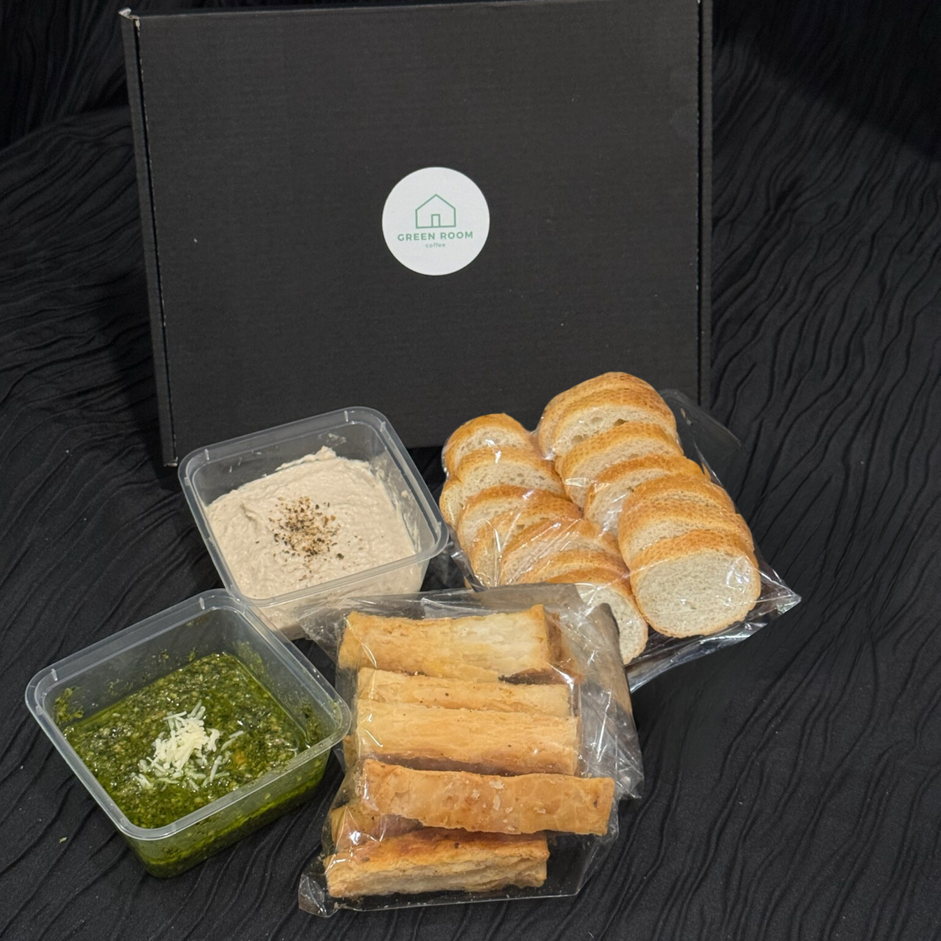 Mediterranean Bread Dipping Box – GREENROOM ONLINE VENTURES