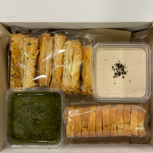 Mediterranean Bread Dipping Box – GREENROOM ONLINE VENTURES